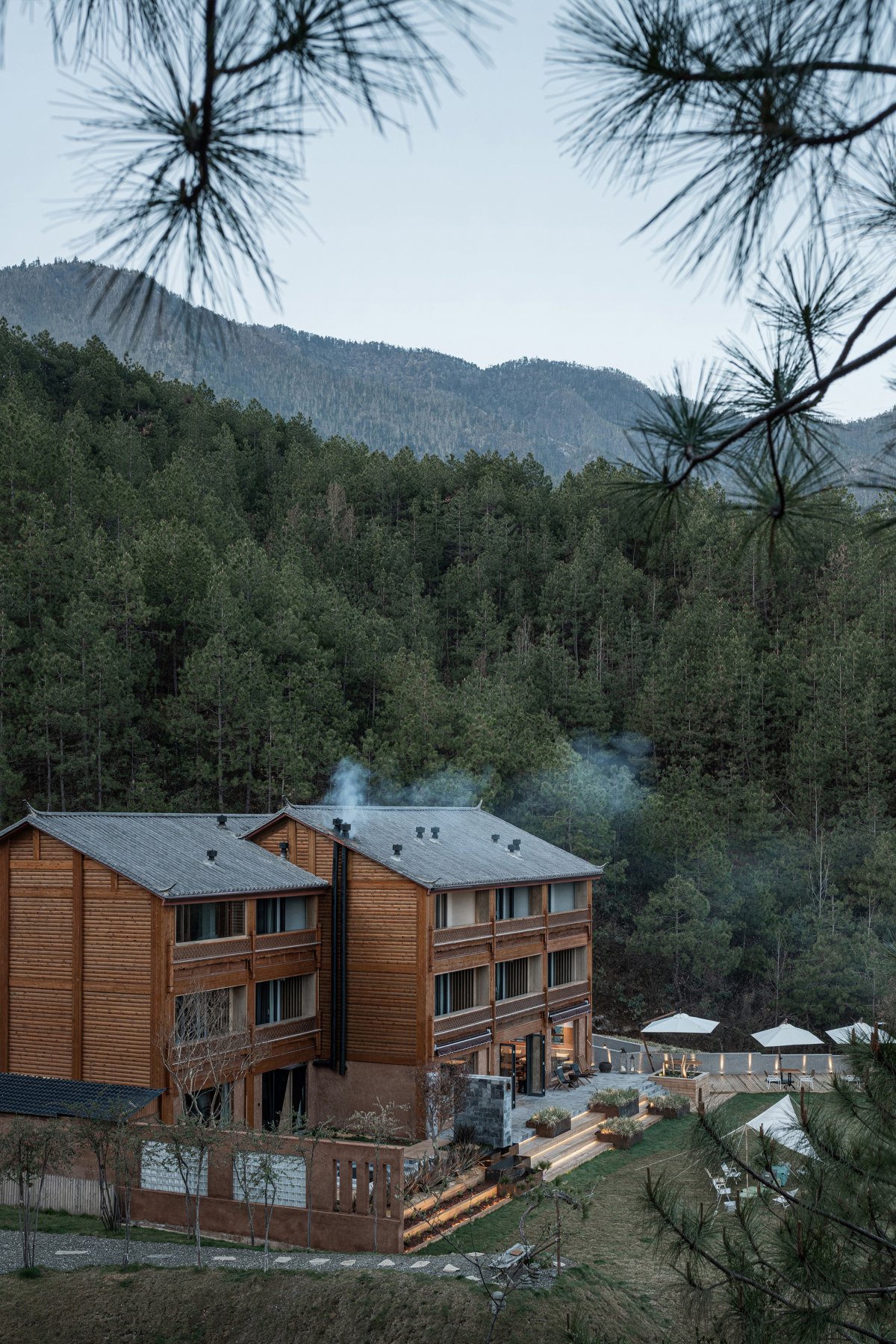 YinjiSpace - YID Studio x Catch Up On Old Times